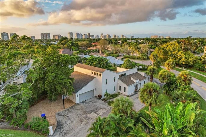 Premiere Plus Realty